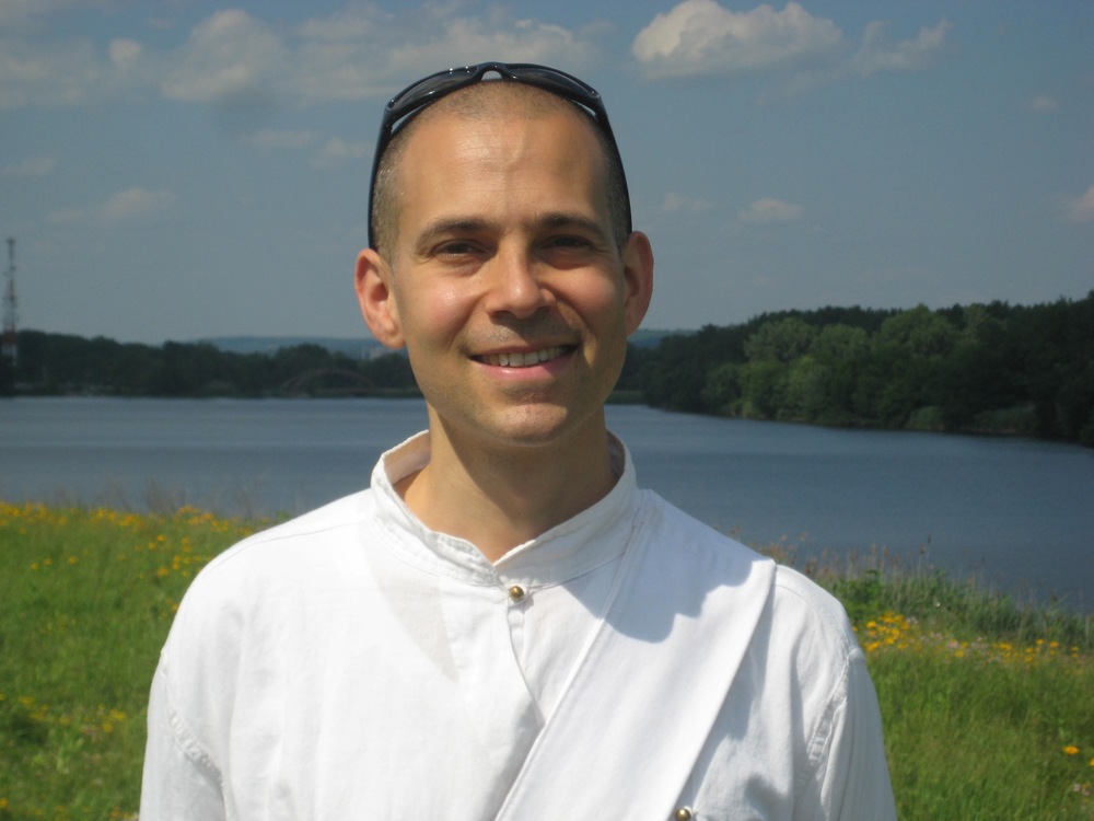 Interview with Oren Jay Sofer - Trusting the Heart and Seeing the Whole ...
